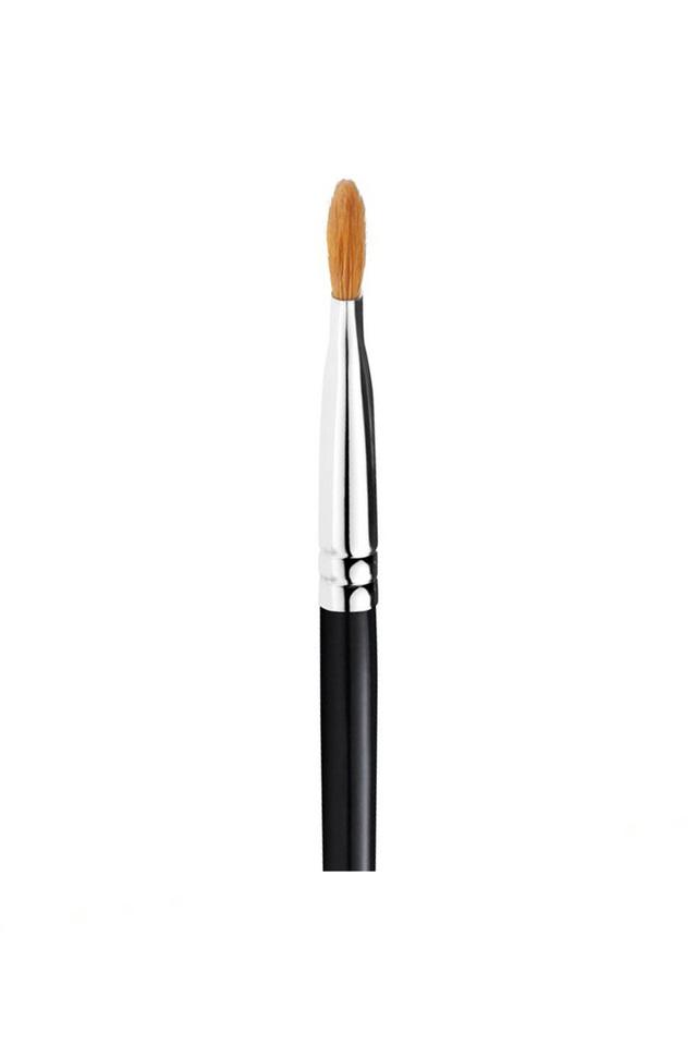 Buy MAC Brush - 242S Shader - 1 Pcs | Shoppers Stop