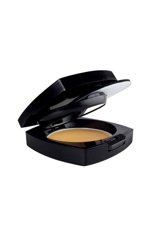 Buy REVLON Street Wear Compact - 7g | Shoppers Stop