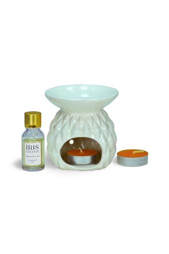 Buy IRIS Tangerine Ceramic Diffuser Set | Shoppers Stop