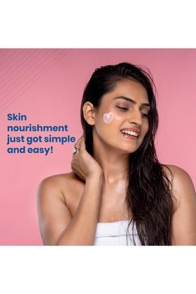 Buy FABBEU Hail Hydration Giftbox | Shoppers Stop
