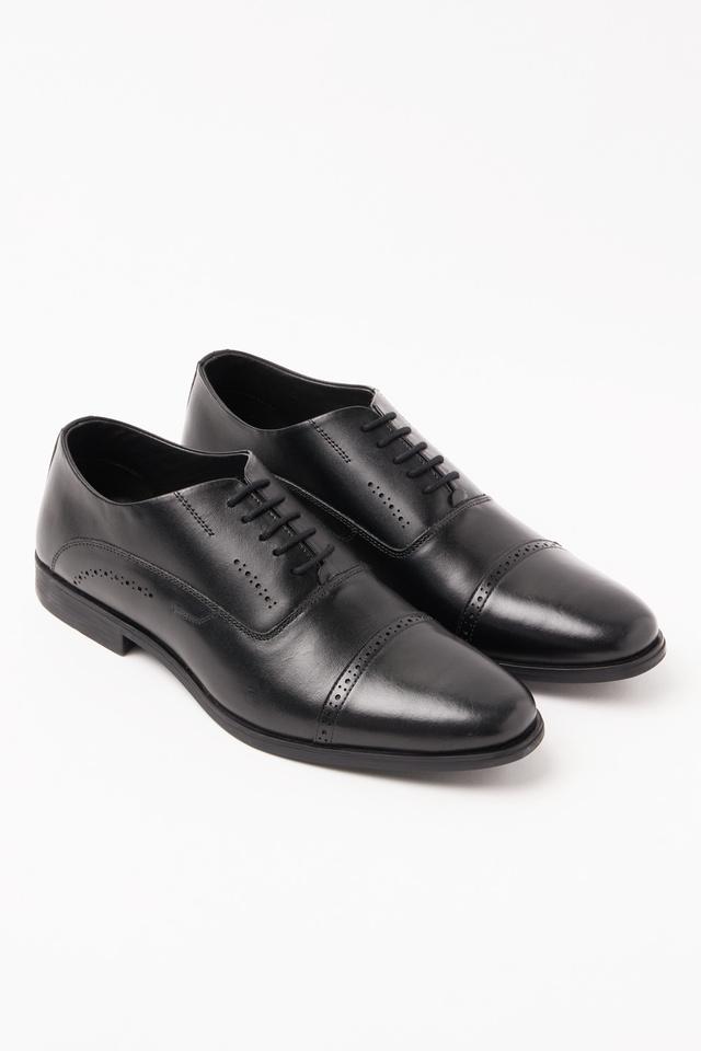 Buy FRATINI Leather Lace Up Men's Casual Shoes | Shoppers Stop