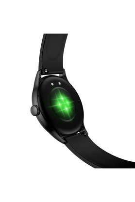 Buy TITAN WEARABLES Evoke 46 MM Silicone Smartwatch For Men - 90172AP01 ...